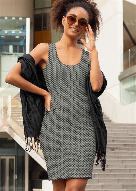 Chainmail Dress - Designed By Squeaky Chimp T-shirts & Leggings