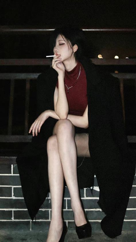 Image result for Dynamic Figure Poses Falling Back