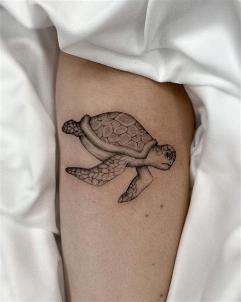 22 Snappy Sea Turtle Tattoos Guaranteed To Make A Splash