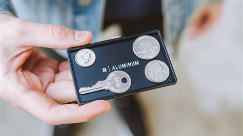 Image result for Using a Ridge Wallet