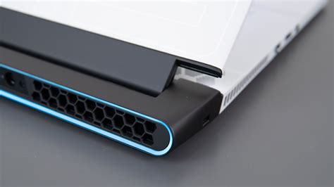 Image result for Alienware M15 R5 Cooling