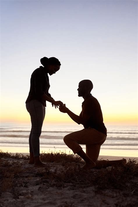 10 Special Marriage Proposal Ideas To Surprise Your Partner