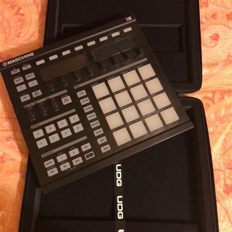 Image result for Native Instruments Maschine MK1
