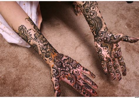 Image result for Broad Mehandi Designs
