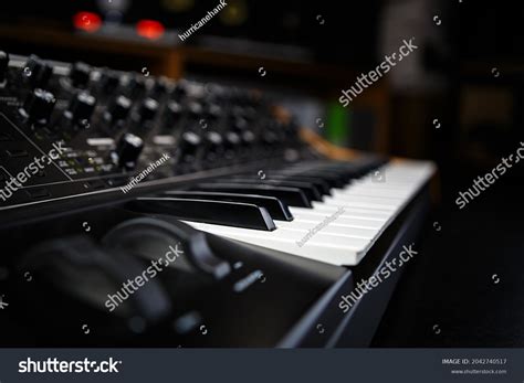 Image result for Synthesizer Keyboard Types