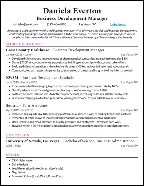 12 Business Resume Examples [& Templates]