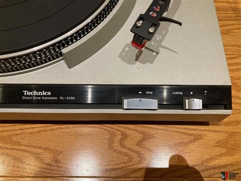 Technics SL-3200 Direct drive turntable with Grace cartridge Photo ...