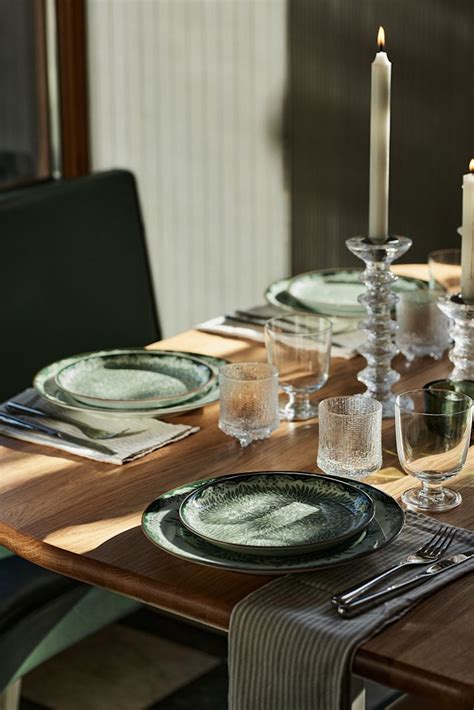 Table setting ideas for a restaurant feeling at home