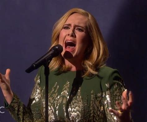 Here Is Adele Singing “Hello” Live For The Very First Time