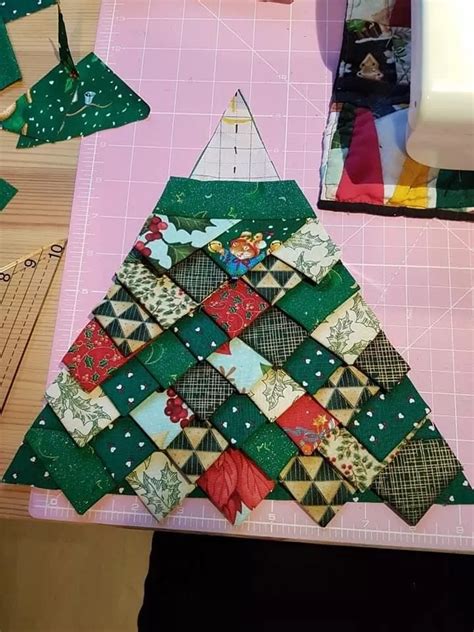 Image result for Prairie Point Cristmas Tree Quilt Tutorial