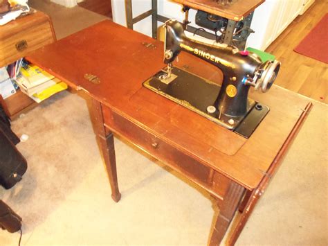 Image result for Singer 101 Sewing Machine