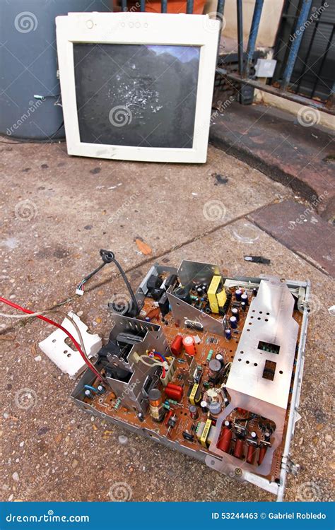 Image result for Outdated System Computer