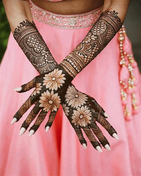 Image result for Broad Mehandi Designs
