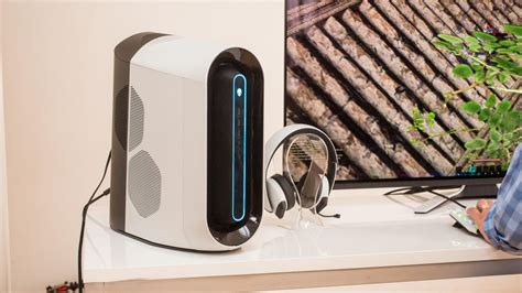 Image result for Alienware Auroa R5