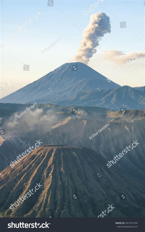 Volcanoes Java Indonesia Stock Photo 541910104 | Shutterstock
