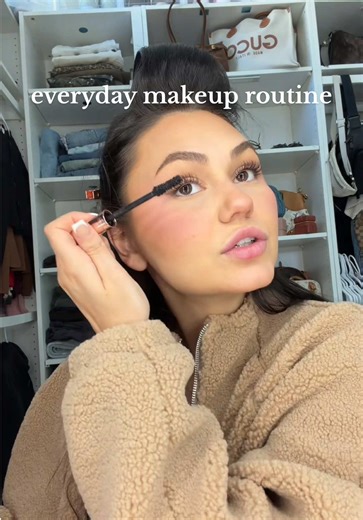 Everyday Makeup Routine: Step-by-Step Guide