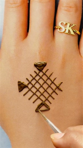 🌿 Simple & Beautiful Mehndi Design | Easy Henna Art for Beginners