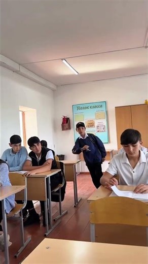 The Funniest Classroom Prank Ever 😆📚