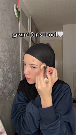 Get Ready With Me: School Edition Make-Up Routine