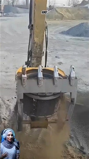 How an Excavator Screening Bucket Separates Soil Efficiently