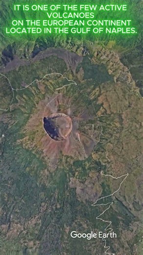 Mount Vesuvius from Google Earth – The Volcano That Destroyed Pompeii 🌋