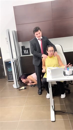 Cheating businessman hides secretary when his wife walks in 🎬 This video was produced by Network Media and Manuella | Westcoast Creators of Network Media