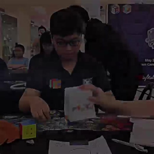 Sean Patrick Villanueva's 3x3 Rubik's Cube World Record Average