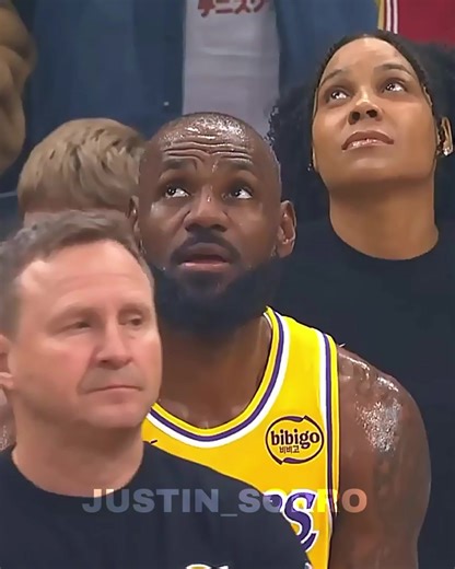 LeBron James Returns to Cleveland with Number 23 Jersey