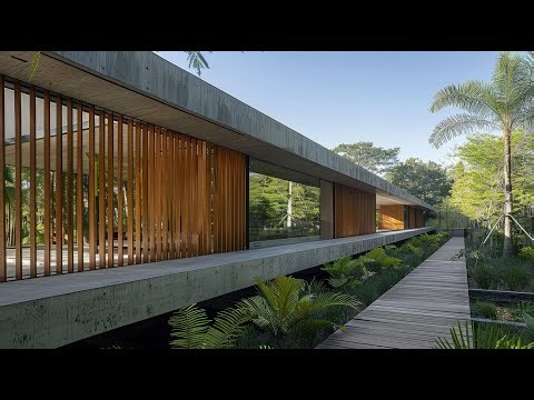 Sophisticated Single-Story Concrete Houses Built to Last