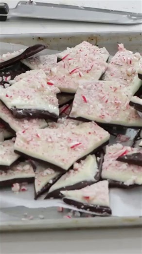 Peppermint bark recipe #shorts