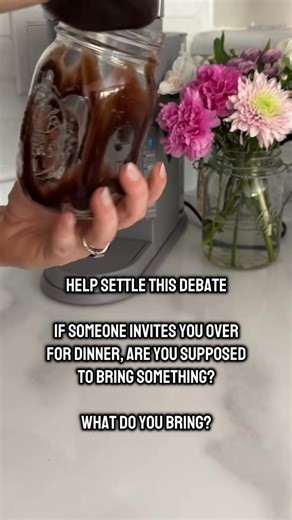 Settle this for me. If someone invites you over for dinner… are you supposed to bring something? And if so — what do you even bring?? I never know if I’m being rude or doing too much. Help me out ⬇️ #ModernEtiquette #FacebookDebateClub #IDontKnowTheRules #DinnerGuestDrama #HelpMeBrenda #MillennialConfessions | Kilee Rainbow