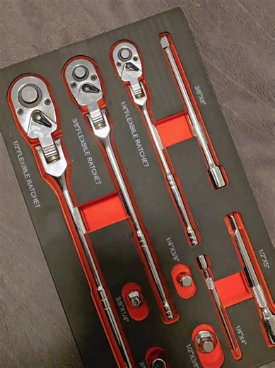 #Greenish #tiktokcreatorpicks #springsale Quick-Release Mechanism: Enables fast switching between fasteners without needing to release the handle Versatile Drive Sizes: Includes 1/4