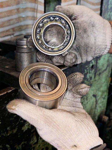 Ford Fusion front wheel Bearing noise #auto #mechanic | car mechanic