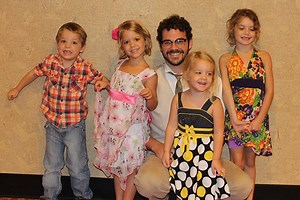 5 Reasons Single Moms Are Incredibly Attractive