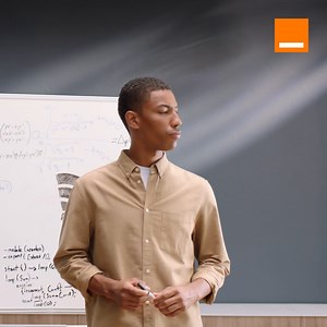 Quand on hésite entre deux propositions… Le meilleur choix, c’est de prendre les deux ! Les rendez-vous Orange Expert sont faits pour vous apporter le maximum 👍 📱 En savoir plus 👉 https://oran.ge/46gK1nH | Orange Pro