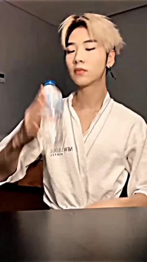 Creative Style Showcase: Colorful Hair and Outfits