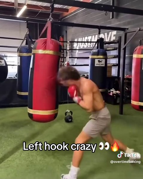 That hook sharp af 🔥 (via caydengriffiths/IG) #boxer #boxing | boxing
