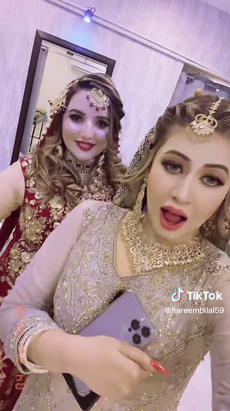 Stunning South Asian Bridal Look with Traditional Attire