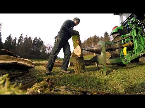 Splitting Firewood With Screw Splitter