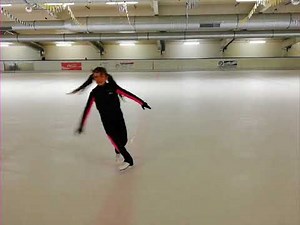 Eiskunstlauf. Lernen. Erste Schritte. Laufen. Eierlaufen.