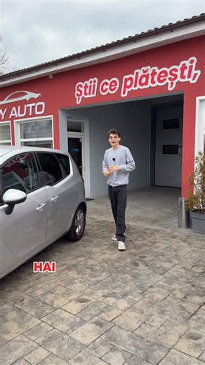 🚗 Opel Meriva – mică la exterior, surprinzătoare la interior 👨‍👩‍👧‍👦 O alegere excelentă pentru familie, mai ales dacă vrei spațiu, practică și ușurință în utilizare 🚪 Ușile care se deschid invers chiar fac diferența când ai copii ⚙️ Motor 1.7 diesel, cunoscut pentru fiabilitate 🛡️ Kilometri certificați și garanție 12 luni 💳 Rate fixe și egale, cu avans 0 💰 Preț: 5.499 € ❓ Tu pentru ce ai folosi-o mai mult: oraș sau drumuri lungi? 📍 Ne găsești la Ady Auto, Săcălaz, strada principală nr