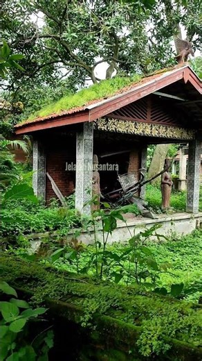 Abandoned billion-dollar villa in East Java goes viral #viralvideo #latestindonesianews