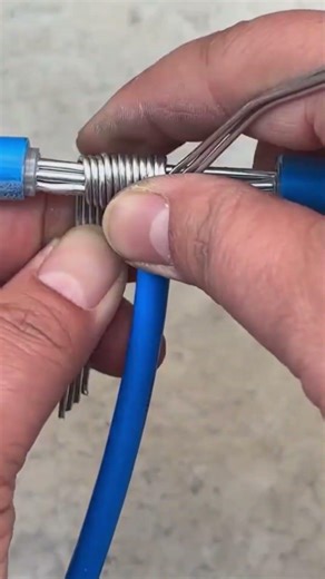 skills and techniques for connecting cables #shorts