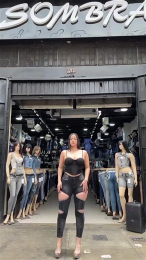 ‎Daily Outfit Goals Now, Easy Chic Looks Unlocked, Your New Style Guide ‎ ‎ ‎#outfitinspo #fashionhacks #styletips #girltrends #dailystyle ‎ ‎ ‎Unlock the secret to effortless, on-trend daily outfits! ‎ ‎ ‎ ‎State the video shows easy trending outfits. ‎ ‎ ‎