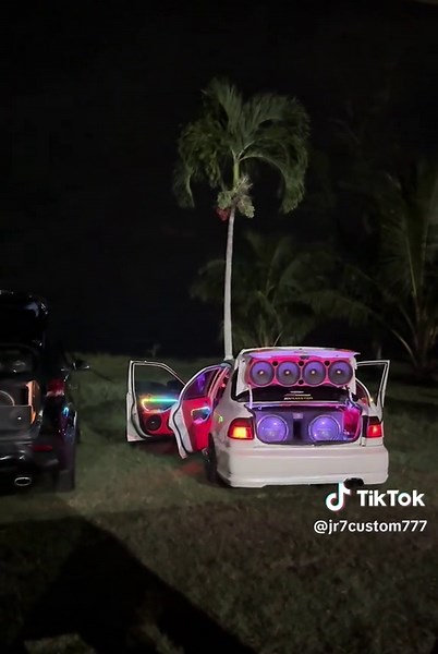 Custom Car Audio Systems Showcase by JR7 Custom Team