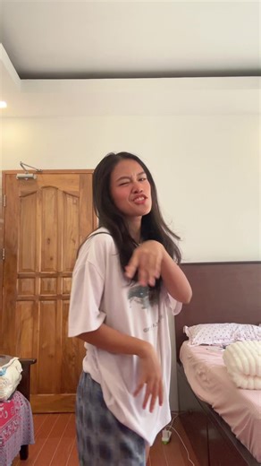 Shake It Dance Tutorial: Latest TikTok Trend