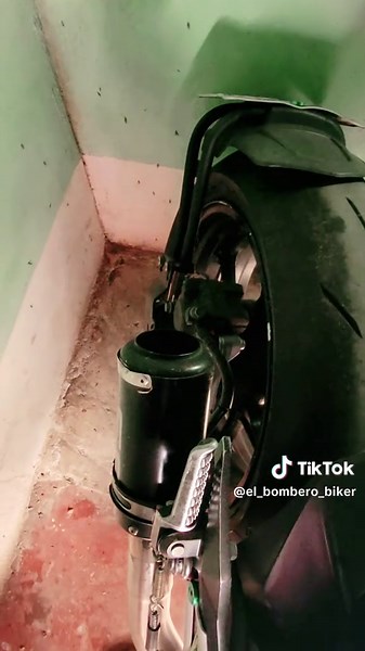 #z800 #motos #biker #puertosanjose #elbomberobiker #kawasaki #escuintla