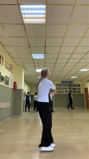 Lina | 🐢👕 #break #breakdance #dance #cool #nice | Instagram