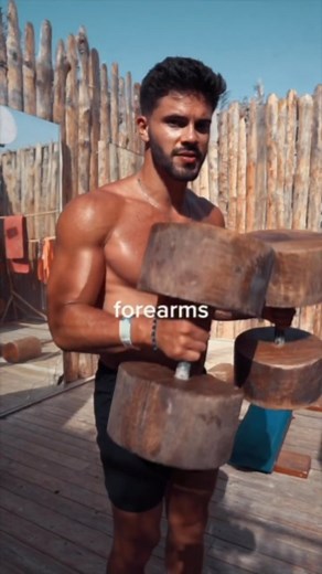 WORKOUT🔹FITNESS🔹BODYBUILDING on Instagram: "upper body exercises with dumbbells at home . Follow 👉@workout.gurus for daily tips! Follow 👉@workout.gurus for daily tips! 📢Find this helpful? Share it with your friends! 🔔Turn on post notifications so you never miss a post! @adolfotex #fitness #workout #dumbbells #exercise #homeworkout"