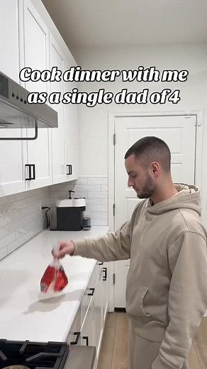 334K views · 3.2K reactions | Our first time and it came out good! #singledad #singledadlife #singleparenting #dadlife #parenting | Everythingdad forever | Facebook